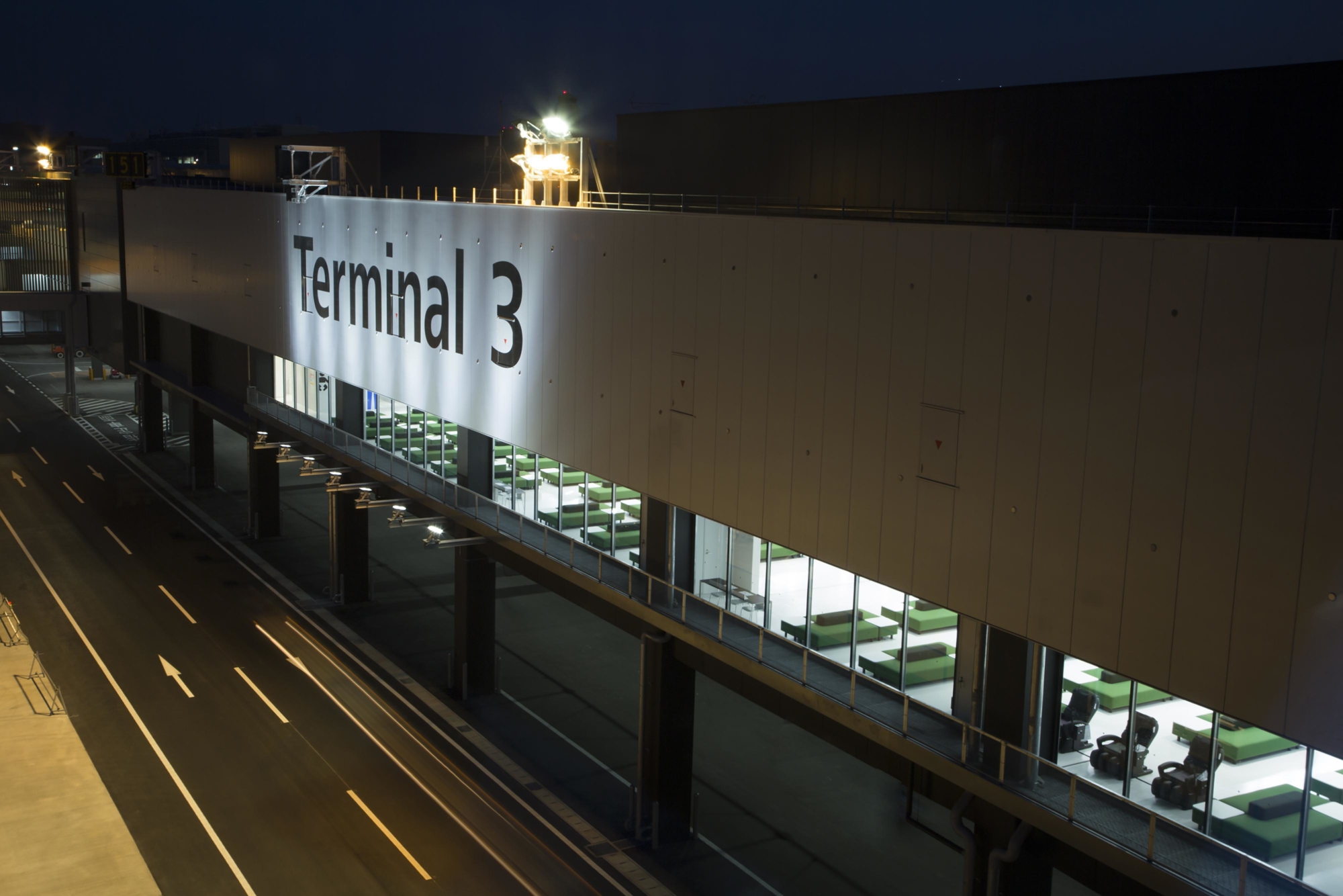 LCC Terminal, Sofa Banch - Naoto Fukasawa Design